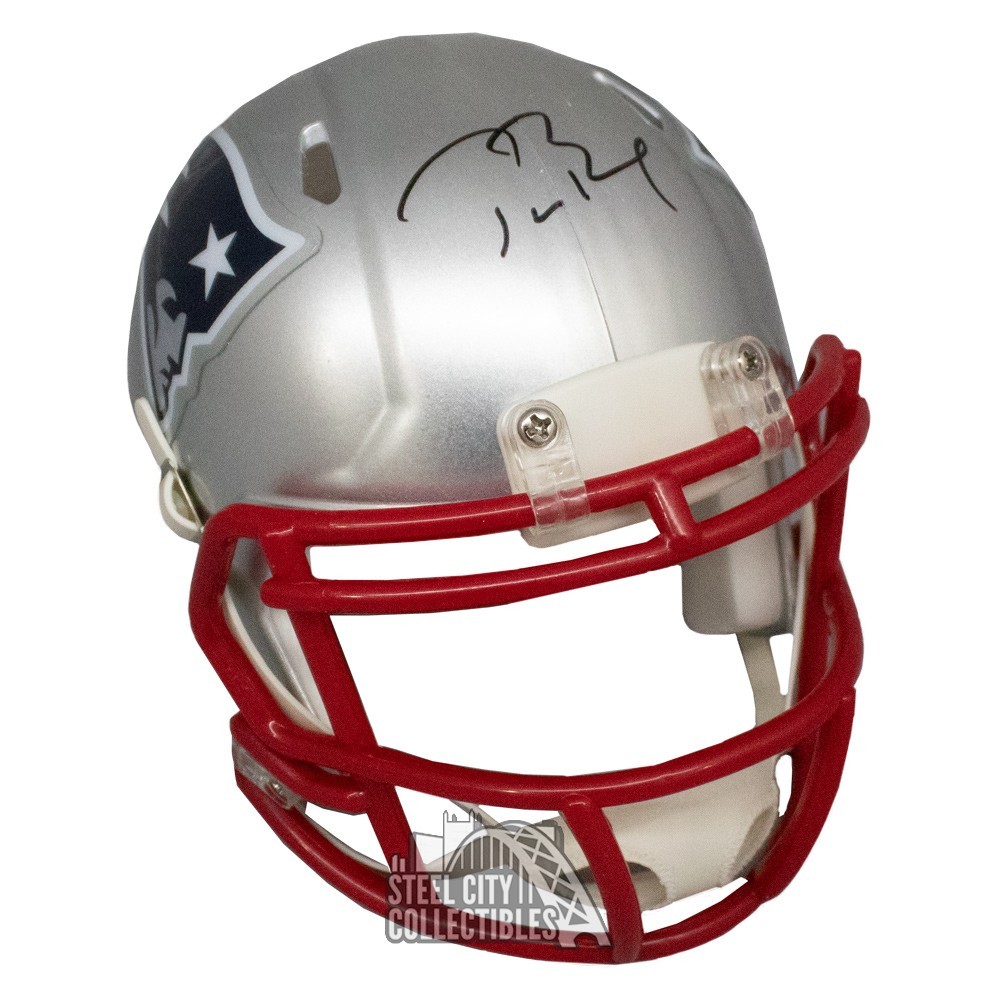 Tom Brady Autographed New England Speed Mini Football Helmet - Fanatics ...