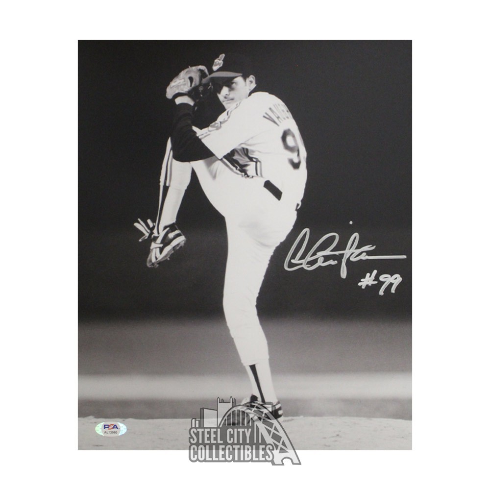 Charlie Sheen Autographed Wild Thing Major League #99 Black & White 11x14 Photo - BAS | Steel ...