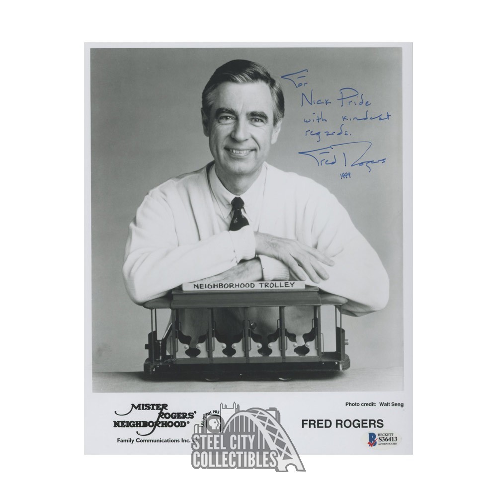 Fred Rogers Autographed Mister Rogers 8x10 Photo - BAS | Steel City ...