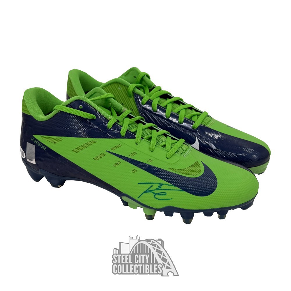Russell Wilson Autographed Nike Hyperfuse Football Cleats - JSA | Steel ...