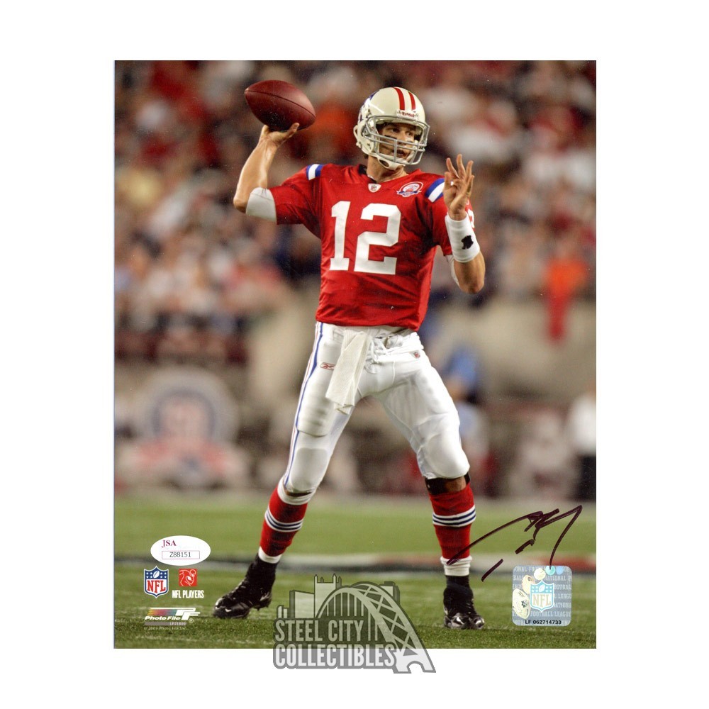 Tom Brady Autographed New England 8x10 Football Photo - JSA LOA (Red ...