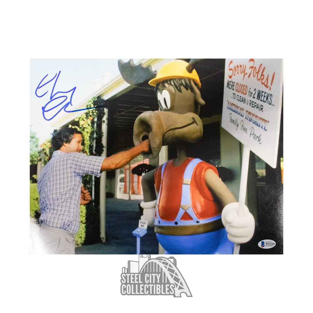 Chevy Chase Autographed Vacation 11x14 Photo - BAS COA (Punching Moose ...