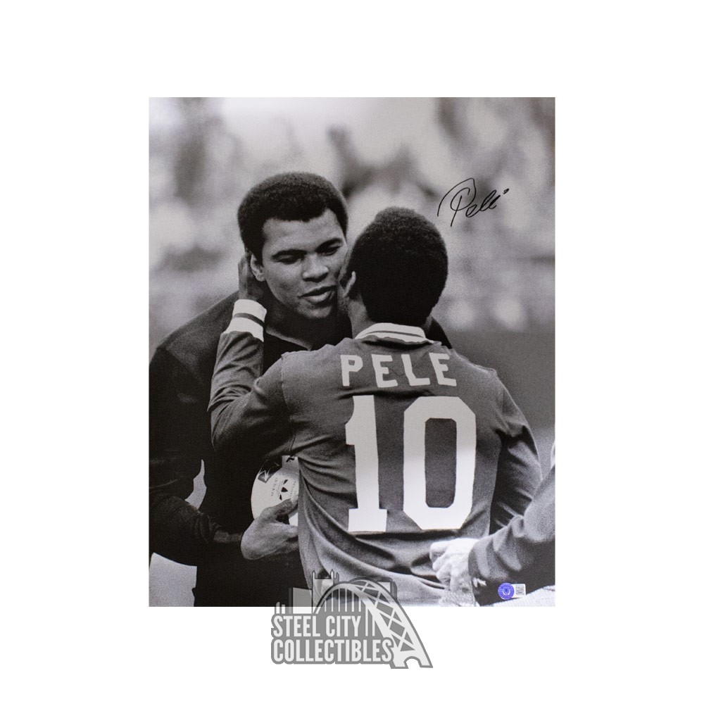 Pele Autographed 16x20 Photo - BAS | Steel City Collectibles