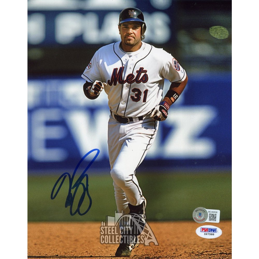 Mike Piazza Autographed New York Mets 8x10 Photo - BAS COA (Running ...