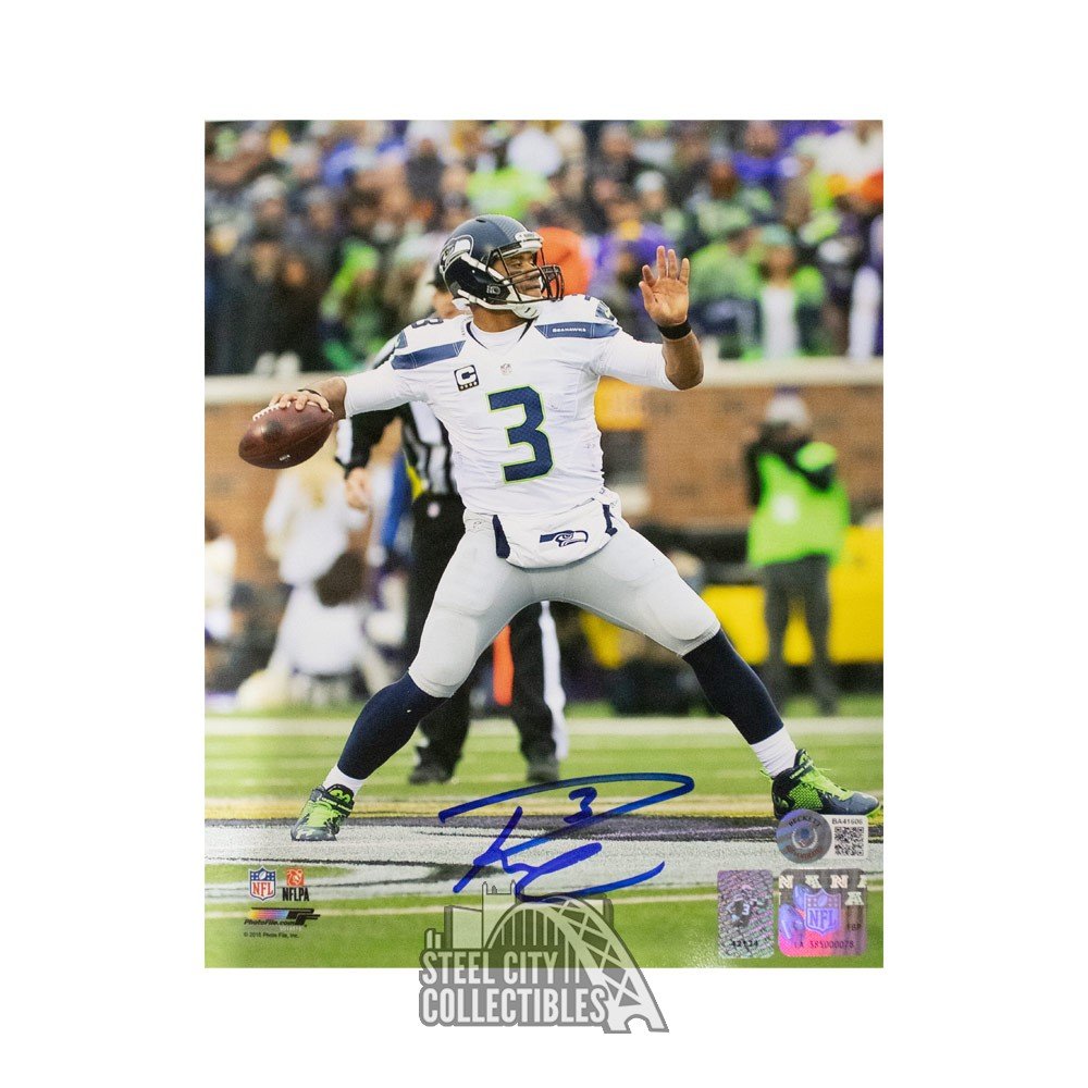 Russell Wilson Autographed Seattle Seahawks 8x10 Photo - BAS COA ...