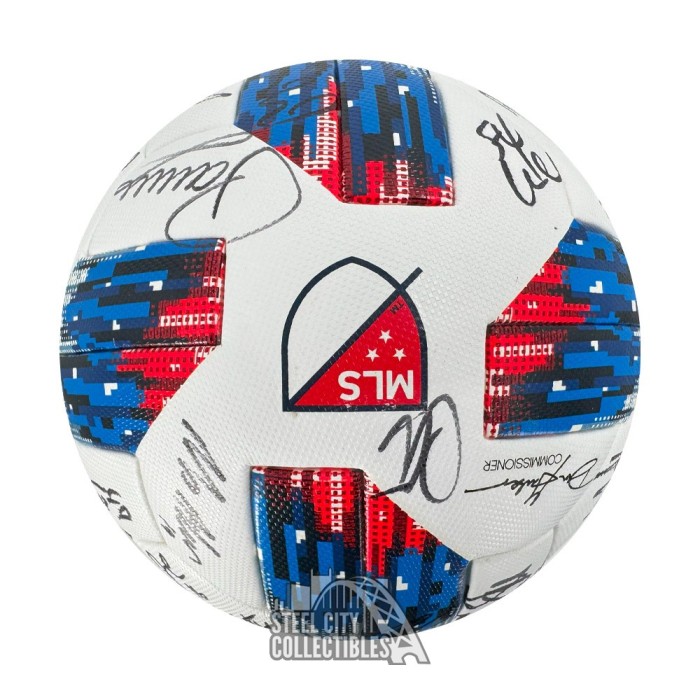 2018 Chicago Fire FC Autographed Team Signed Match Used Adidas Soccer ...