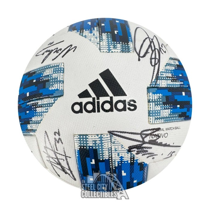 2018 Montreal Impact Autographed Team Signed Match Used Adidas Soccer ...