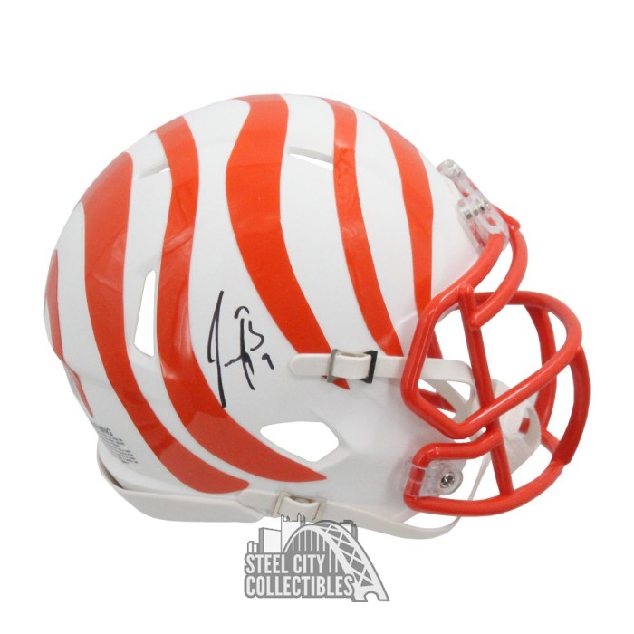 Joe Burrow Autographed Cincinnati Flat White Mini Football Helmet ...