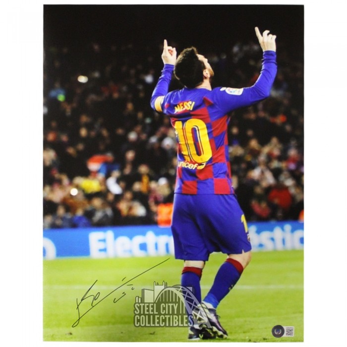 Lionel Messi Autographed Barcelona 12x16 Photo - BAS LOA (Arms Up ...