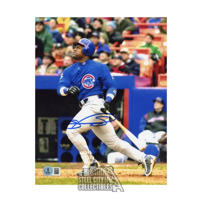 Sammy Sosa Autographed Chicago Cubs 8x10 Baseball Photo - BAS (Blue ...