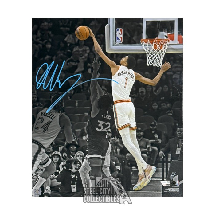 Victor Wembanyama Autographed 16x20 Basketball Photo - Fanatics ...