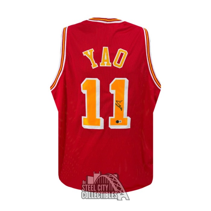 Yao Ming Autographed Houston Custom Red Basketball Jersey - BAS (Yellow ...
