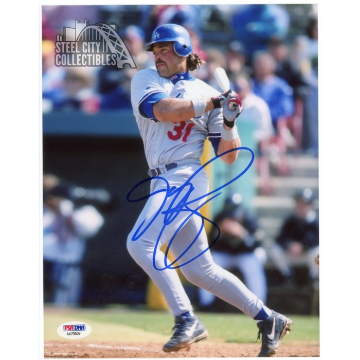 Mike Piazza Autographed Los Angeles Dodgers 8x10 Photo - PSA/DNA COA ...